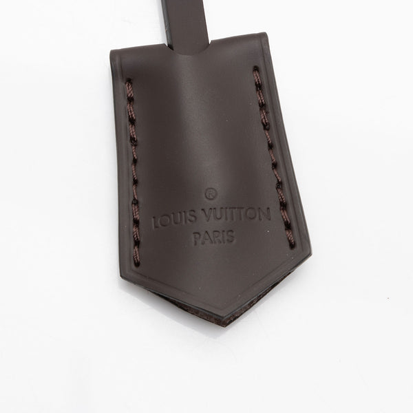 Louis Vuitton Leather Clochette (SHF-tiVWZp) – LuxeDH