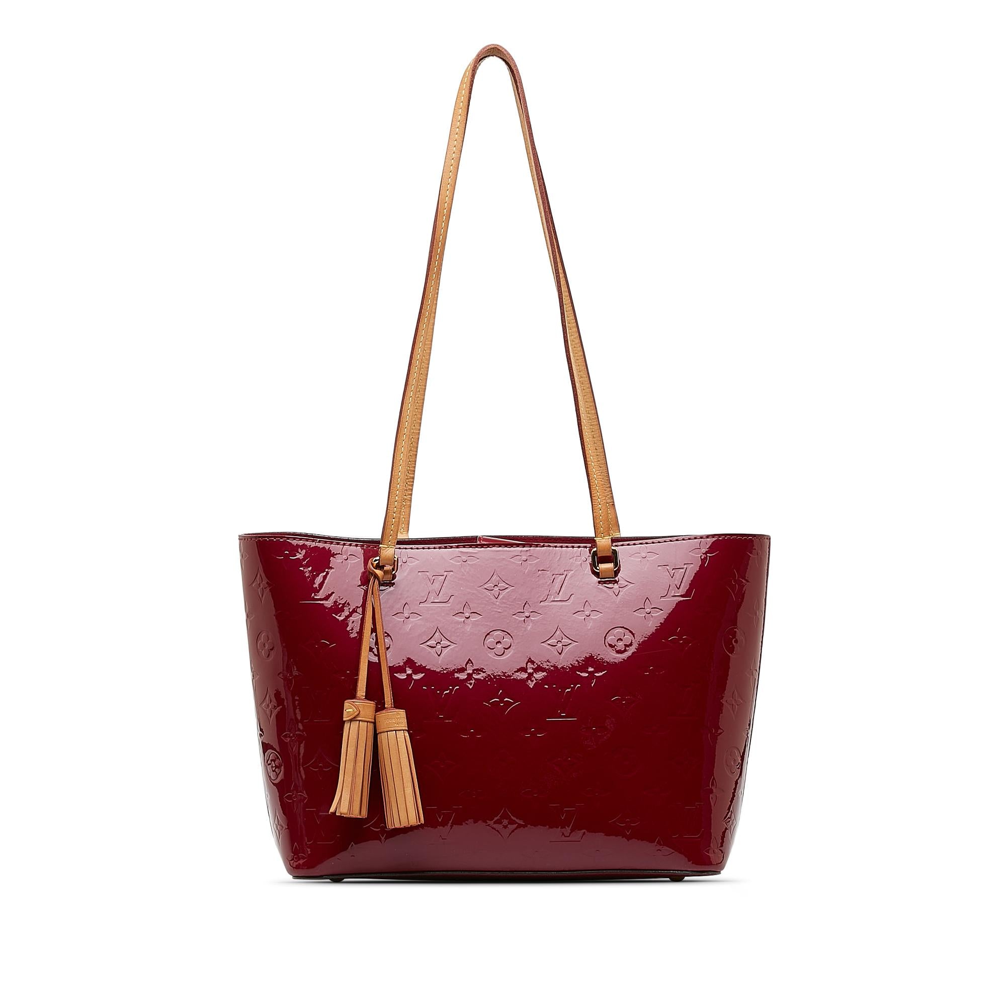 Louis Vuitton Monogram Vernis Long Beach PM (SHG-Z4IHvd)