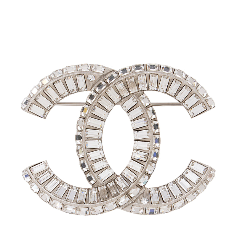 Chanel Strass Crystal CC Brooch (SHF-hag6UD) – LuxeDH
