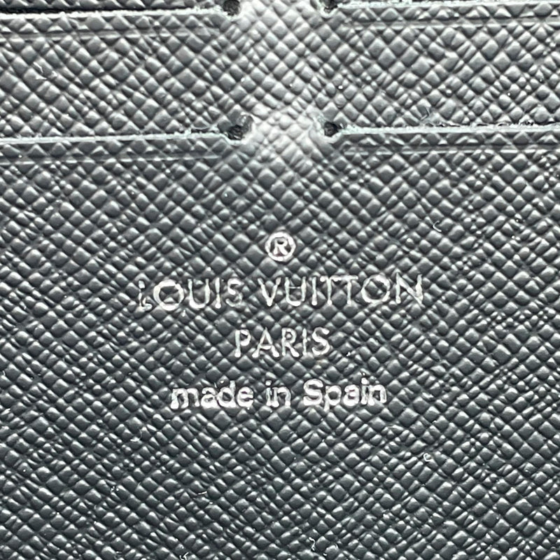 Louis Vuitton Monogram Macassar Zippy Dragonne (SHG-wgkDks) – LuxeDH