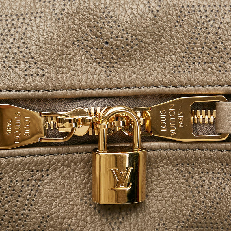 Louis Vuitton Monogram Mahina Selene MM (SHG-36611) – LuxeDH